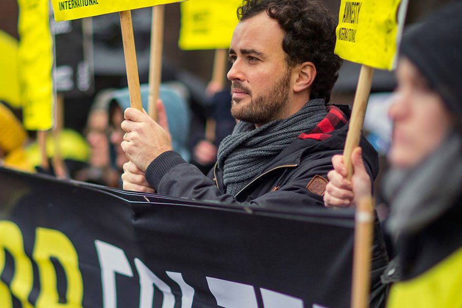 Warum so viele Menschen 2019 demonstrieren und wie Staaten das ...