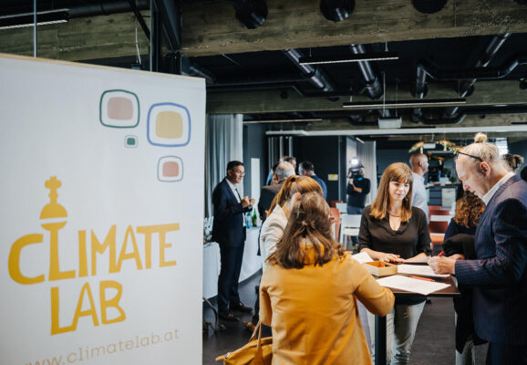 Climate Lab - Radio FRO