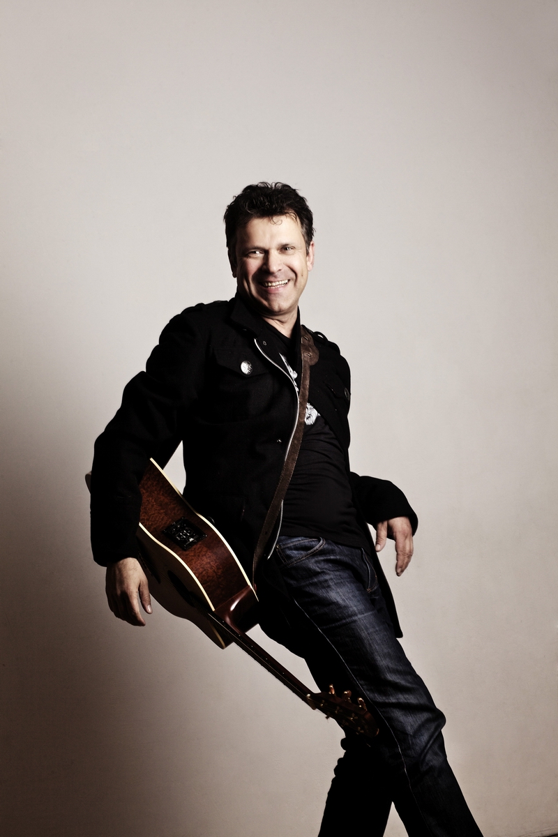 Johnny M. (And The Toothbreakers) - Radio FRO